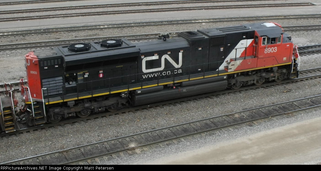 CN 8903